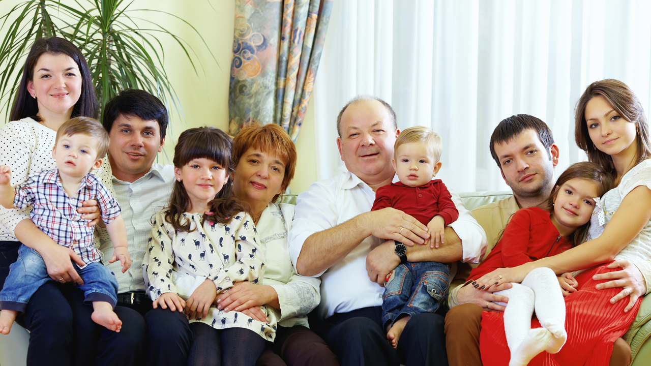 8 Steps to Break a Cycle of Family Dysfunction - Boundless